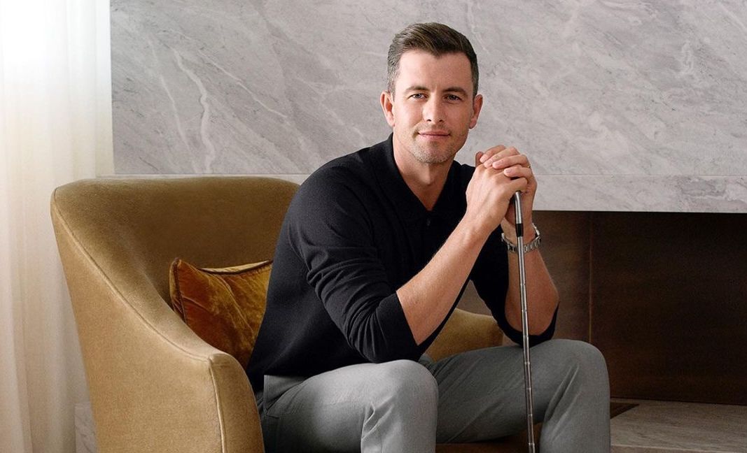 各家運動品牌都搶著簽他！高球最帥男神Adam Scott如何在場上謀殺底片？ - 動誌